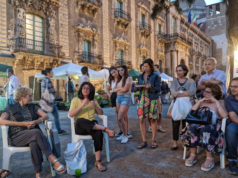 #1 Torna il FIL Fest a Catania, al via le Conversazioni su felicità ...
